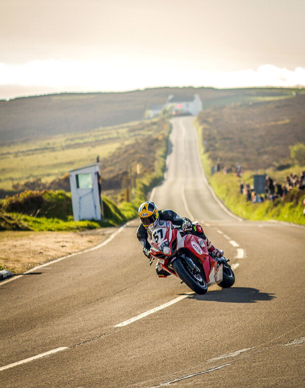 Suzuki gsxr race bikes - JHS Racing